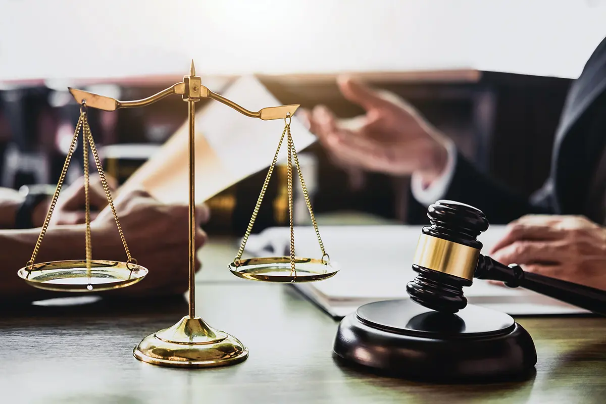 What Makes a Good Divorce Lawyer? - Paula Lock Smyth